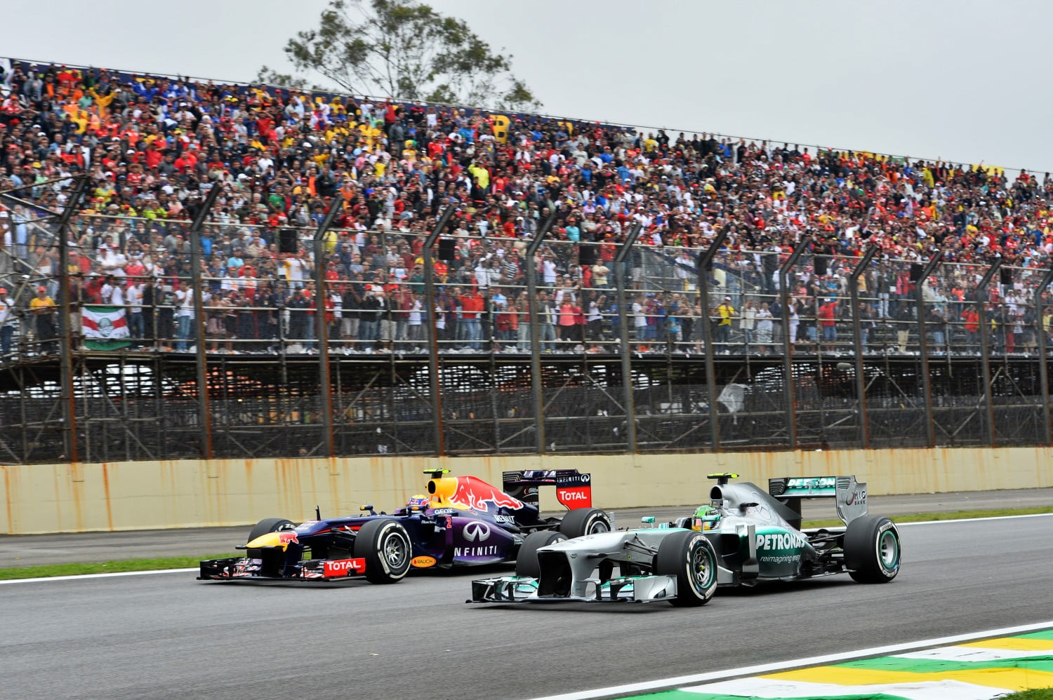 Mercedes neemt belangrijke Red Bull-engineers over - Formule1.nl