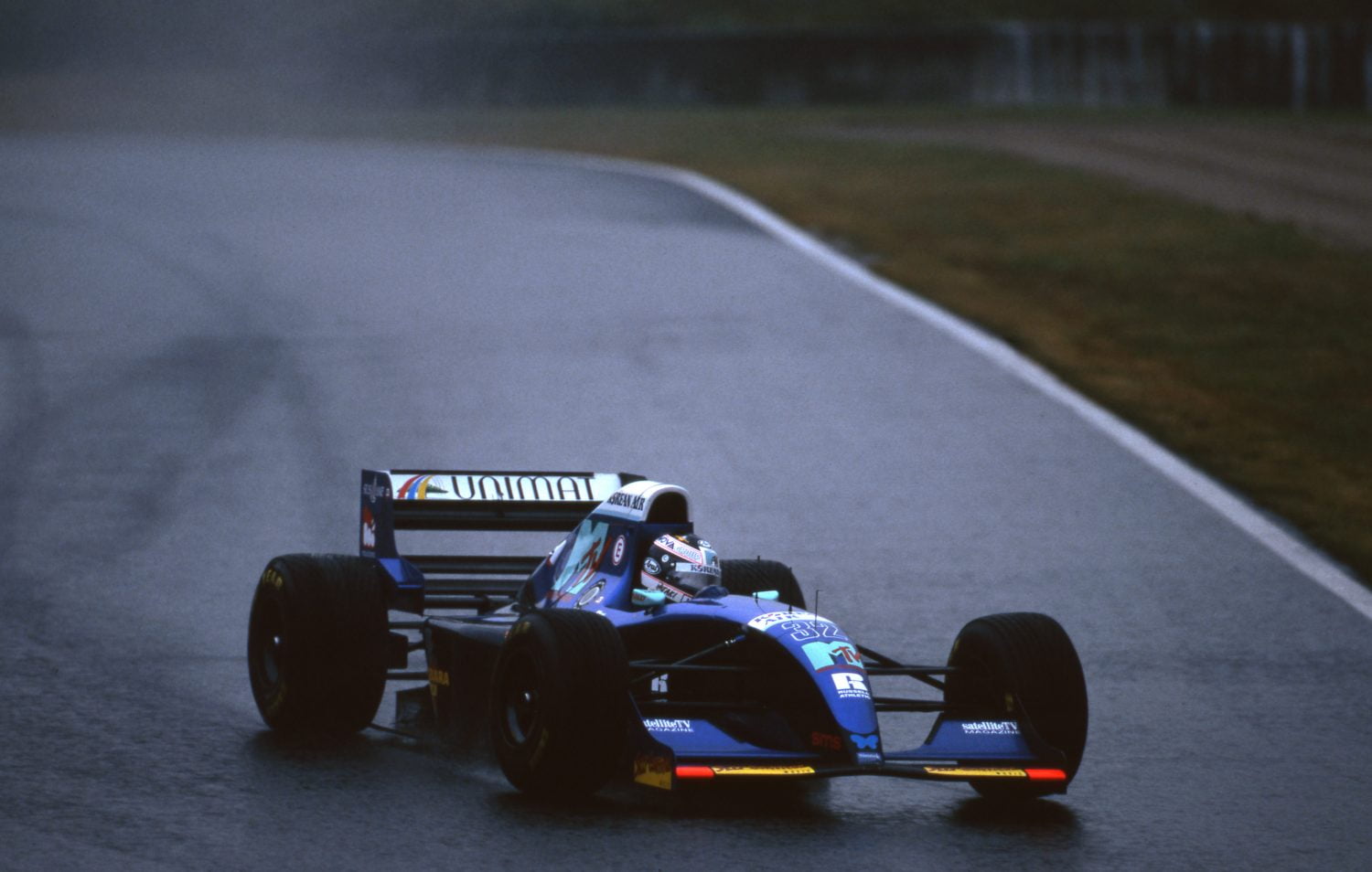 Startnummer 10: Taki Inoue, cultheld door knotsgekke incidenten ...