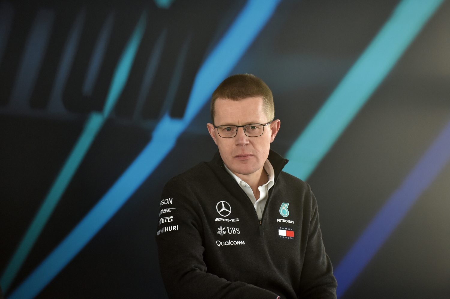 Mercedes reorganiseert motorafdeling: motorbaas Andy Cowell vertrekt ...