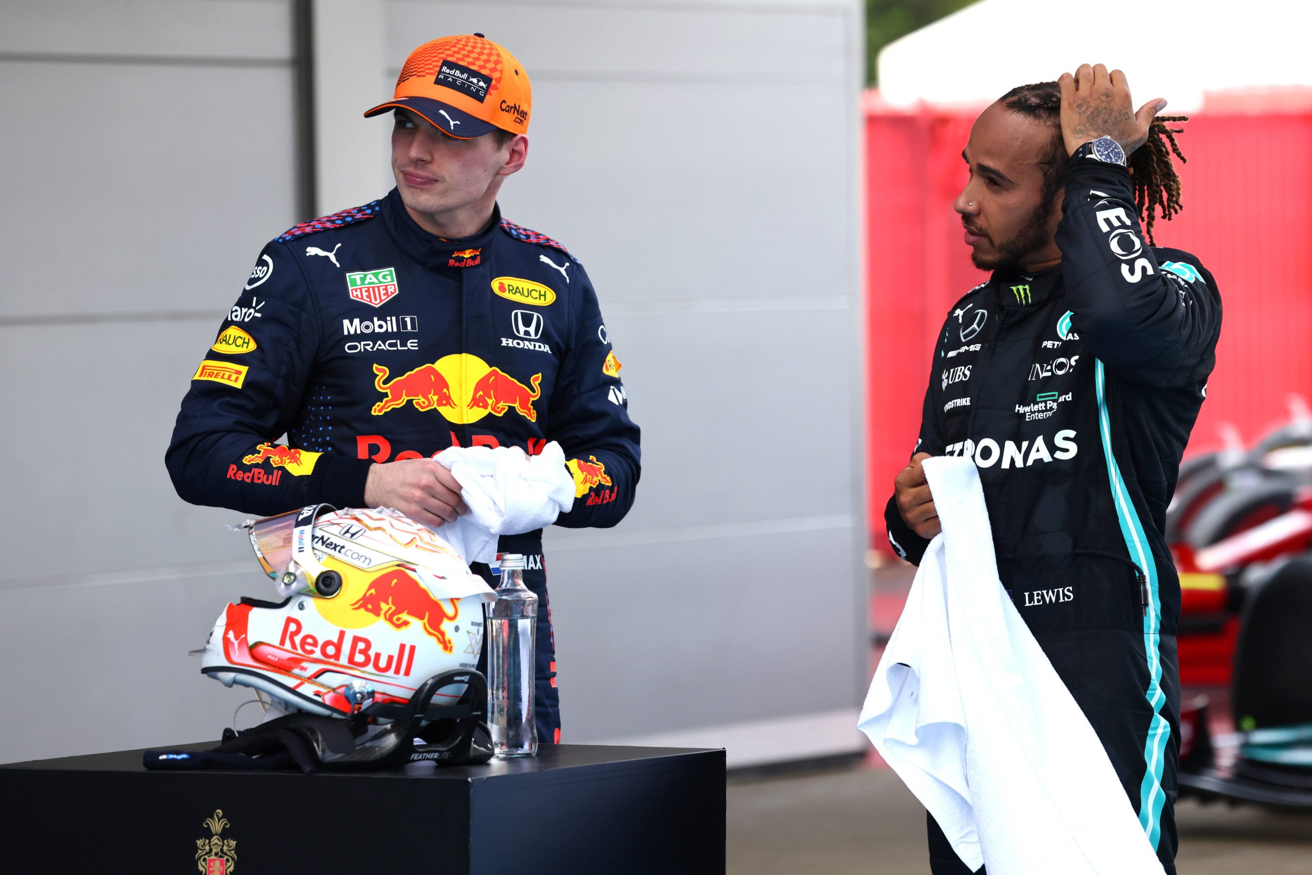 ‘Juich voor Verstappen of juich voor Hamilton maar heb respect voor de ...