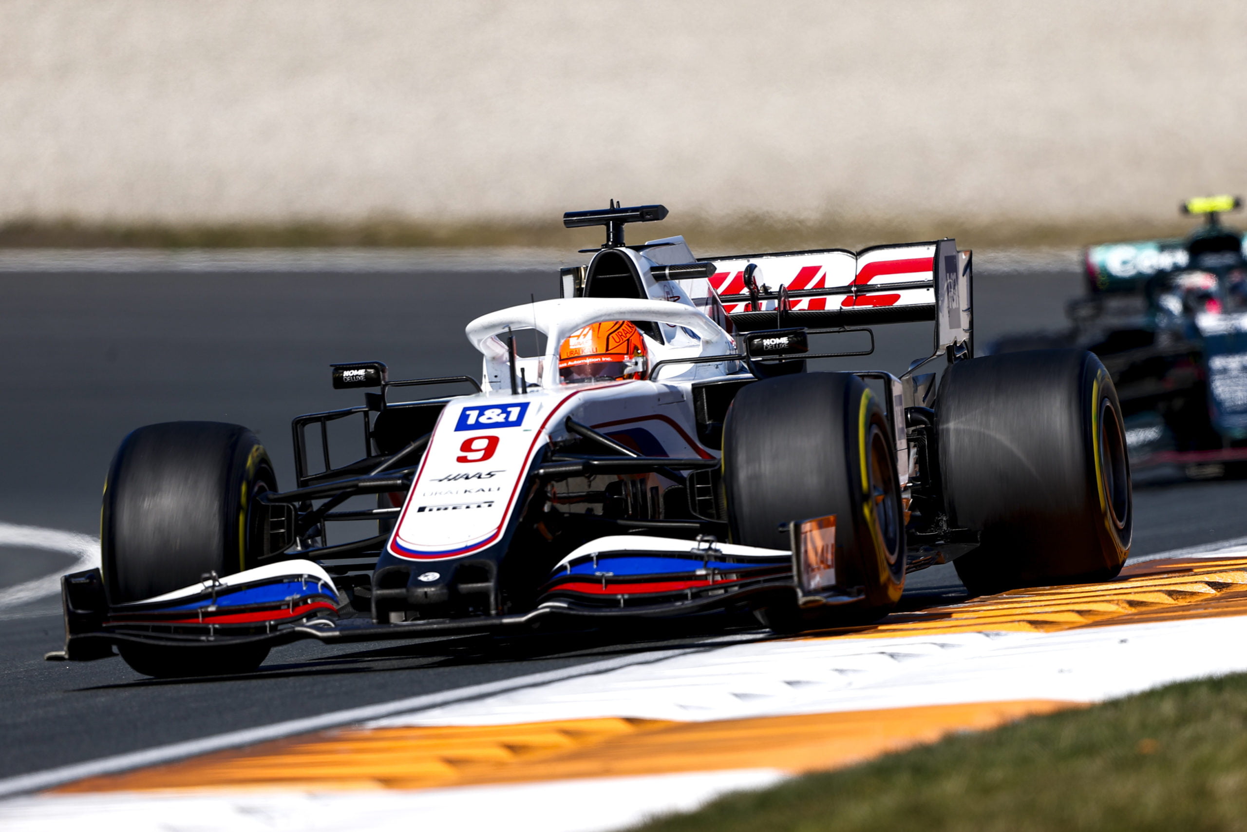 Button: 'Mazepin moet zijn mentaliteit veranderen' - Formule1.nl