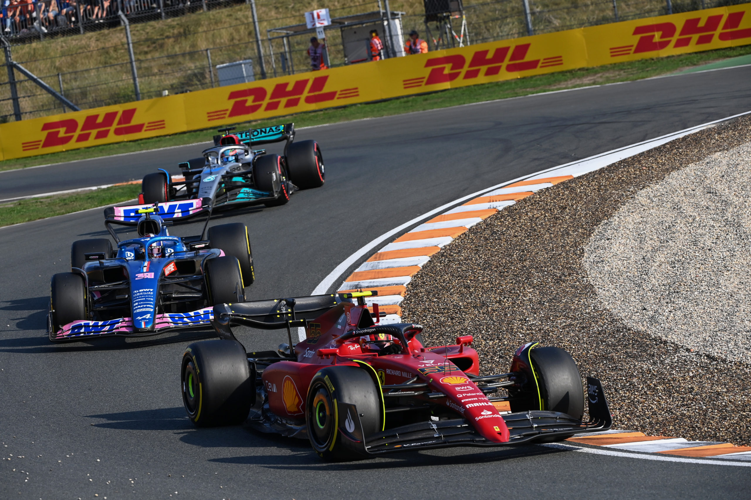 LIVEBLOG: Leclerc snel op zonnig Zandvoort, Mercedes staat er goed bij ...