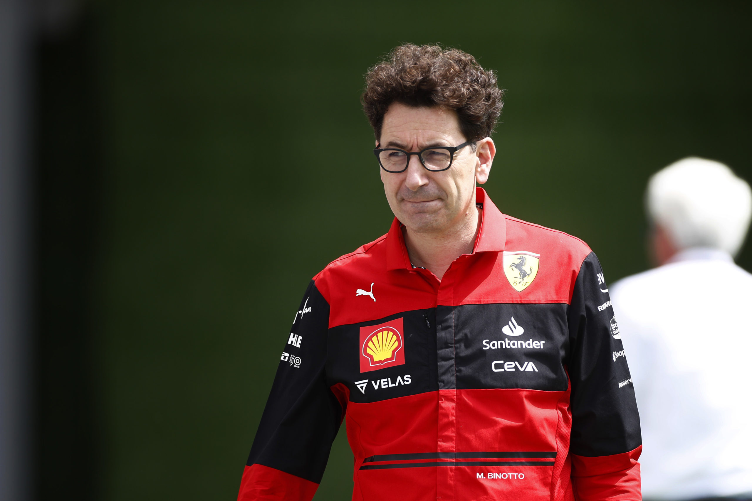 Binotto over ontslag-geruchten: 'Ik beslis niet, maar ben er vrij ...