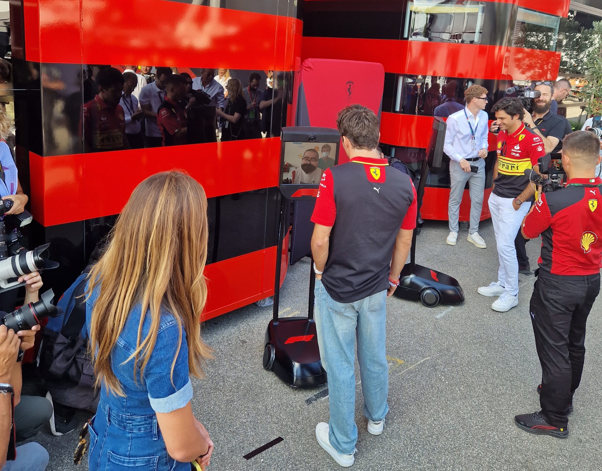 Onze man in Monza: De robots hebben hun intrede in de paddock gedaan ...