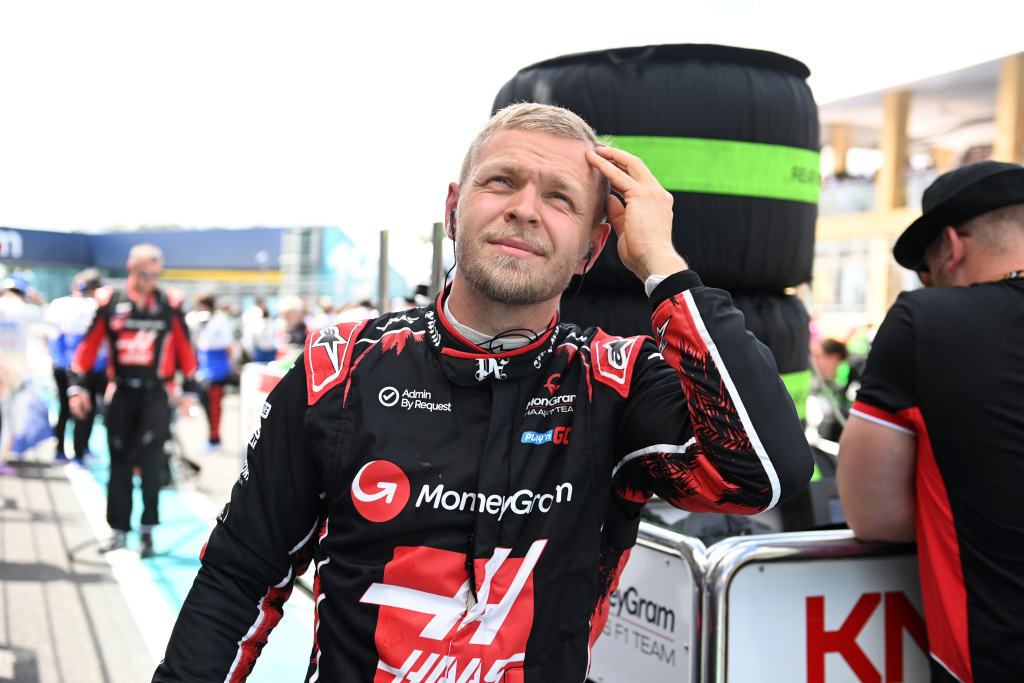 Kevin Magnussen heeft geen zin om op kleine kinderen te passen ...