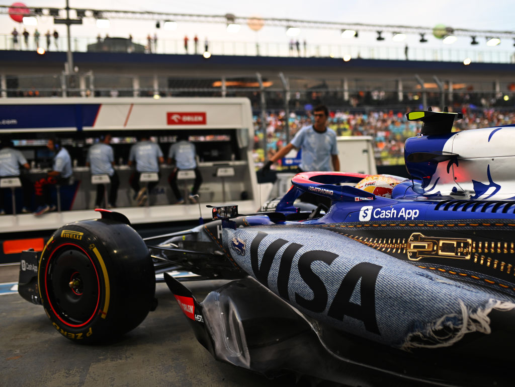 Uitslag eerste vrije training GP Singapore 2024 - Formule1.nl