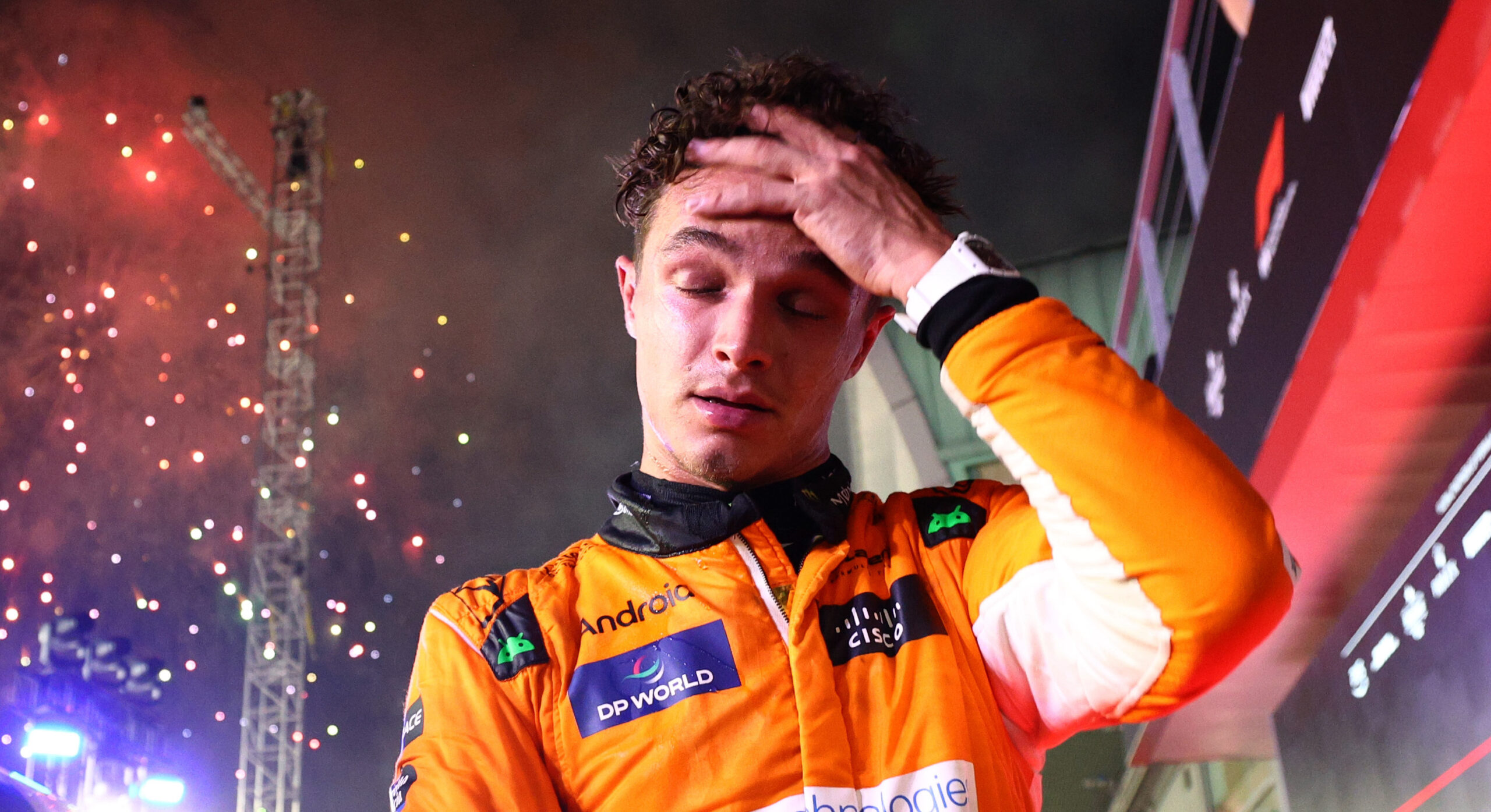 Norris drijft de spot met 'hitteberoerte' van Hamilton en Russell