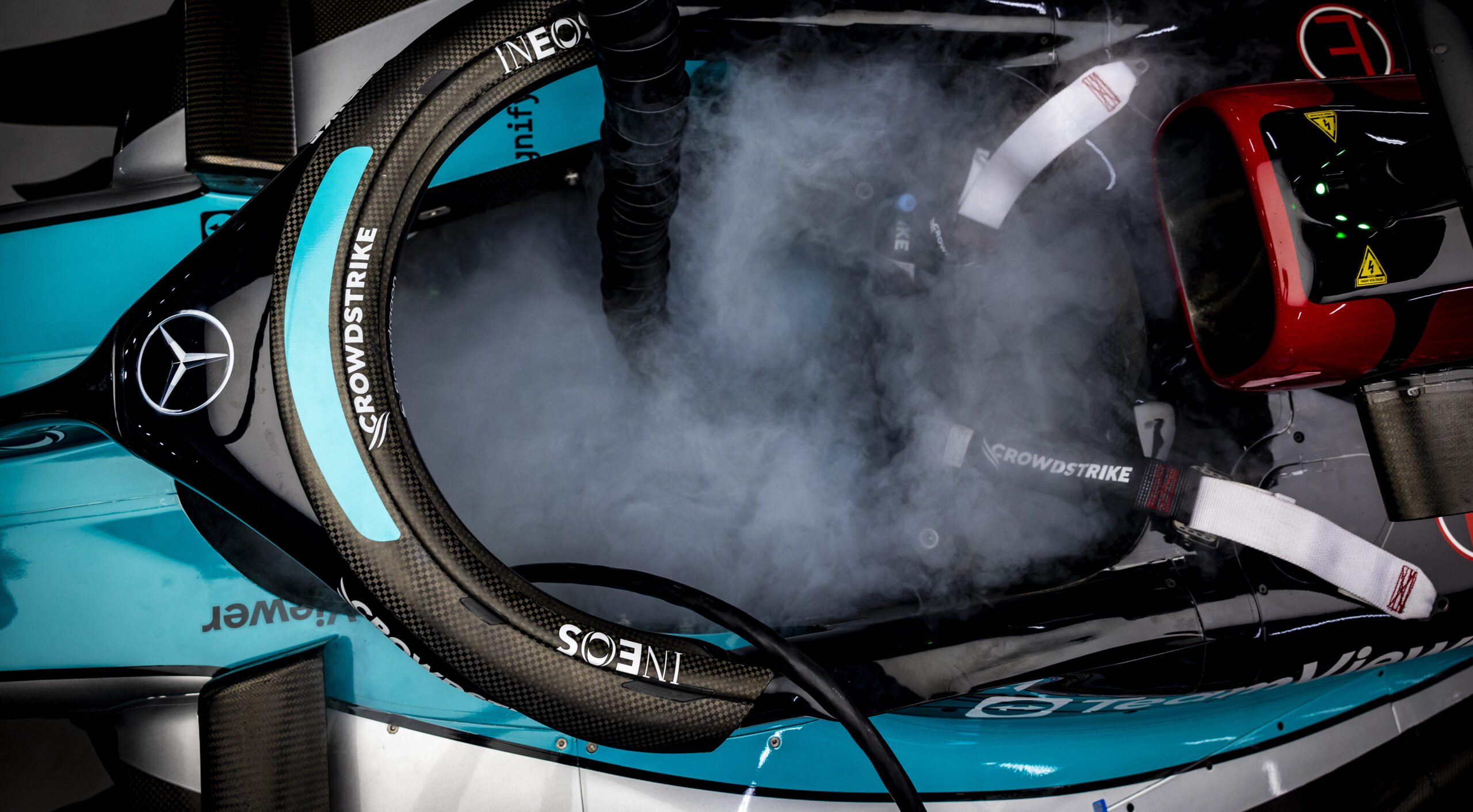 Fans verdeeld over airco in Formule 1: 'Straks ook bekerhouders ...