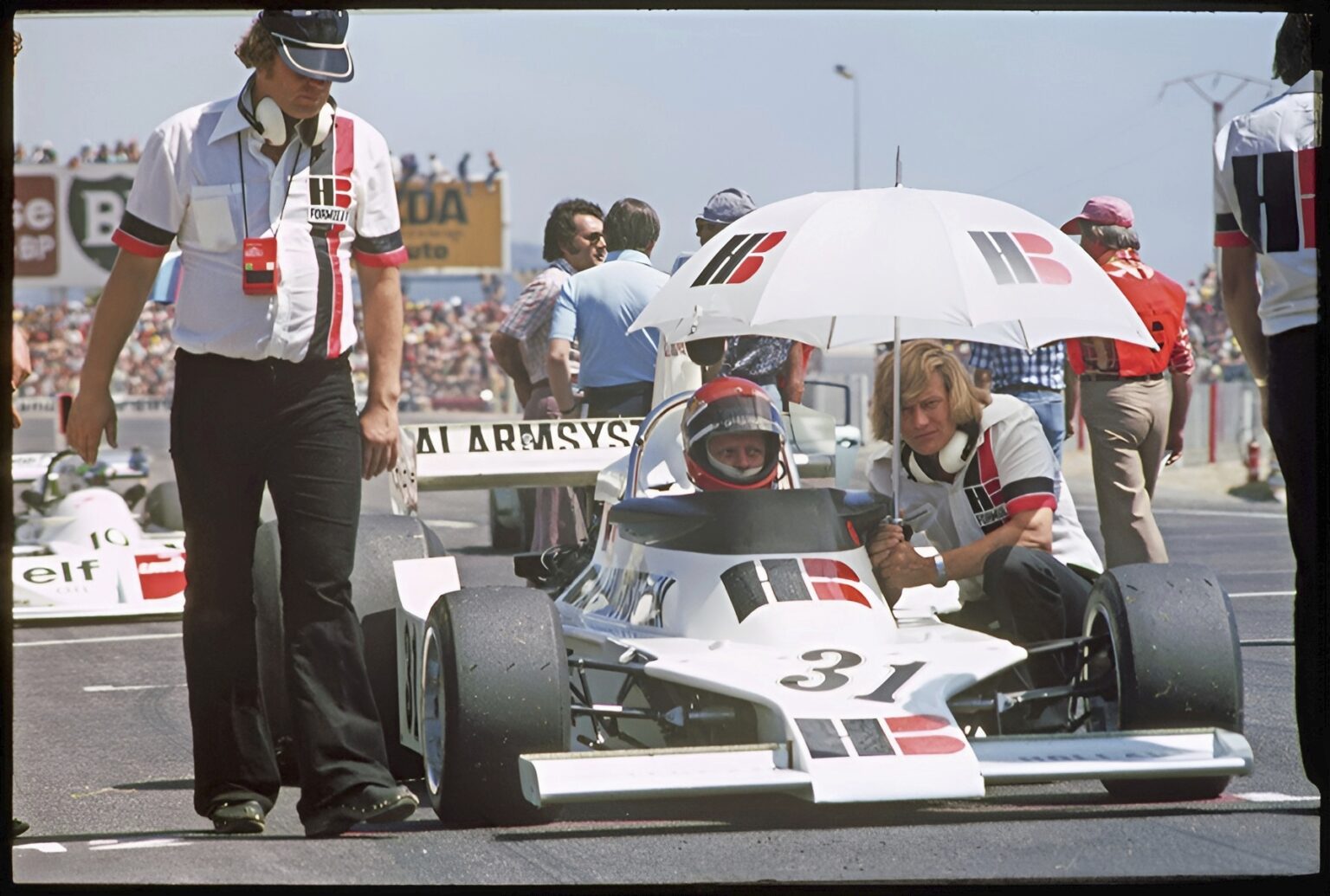 Het vergeten F1-team van de broers Hoogenboom: Trots overheerst (deel 2 ...