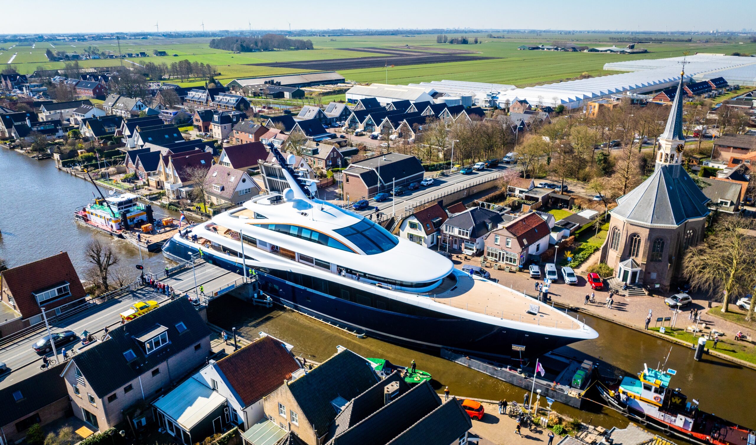 Superjacht Lawrence Stroll maakt Nederlandse wateren onveilig
