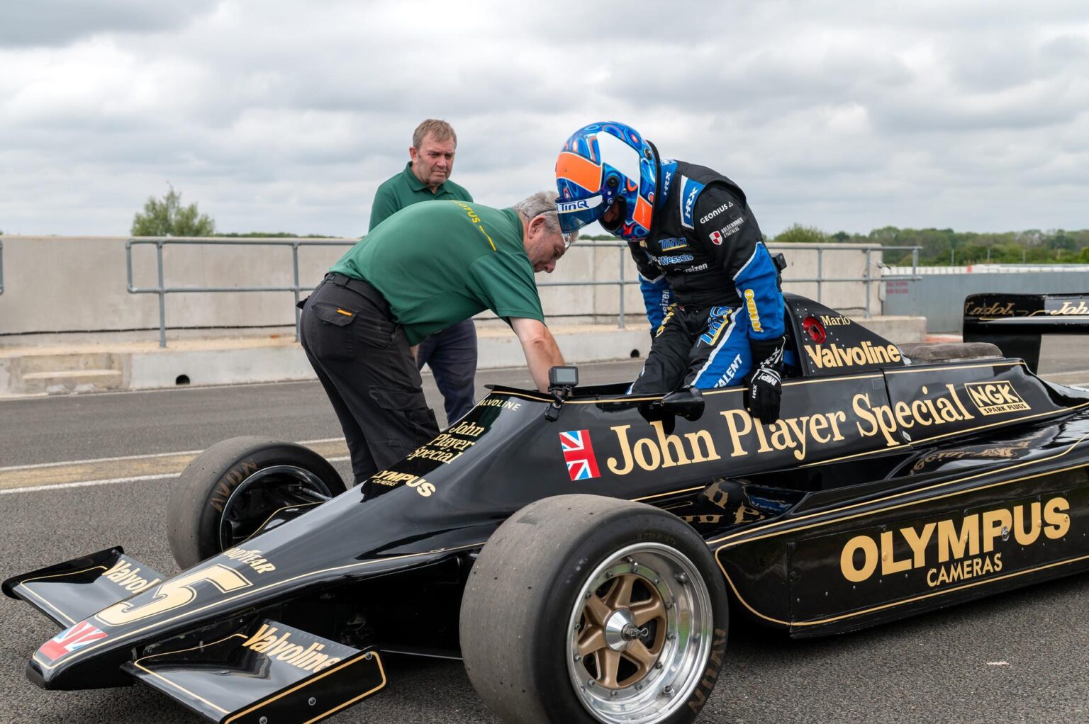 Jan Lammers doet Formule 1-test met Lotus dunnetjes over - Formule1.nl