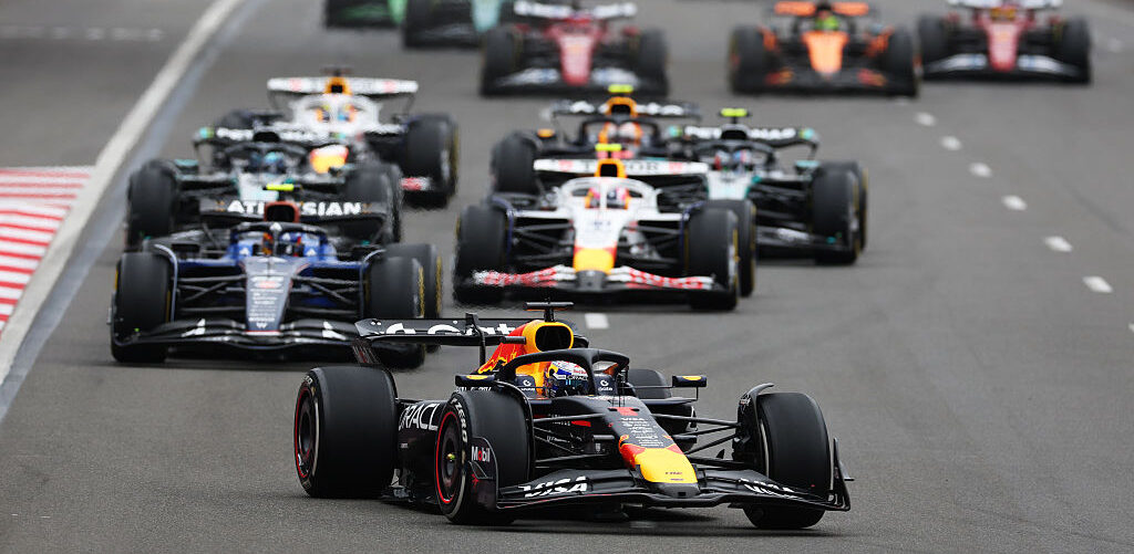 GP Azerbeidzjan: Max Verstappen in Bakoe ouderwets heer en meester ...